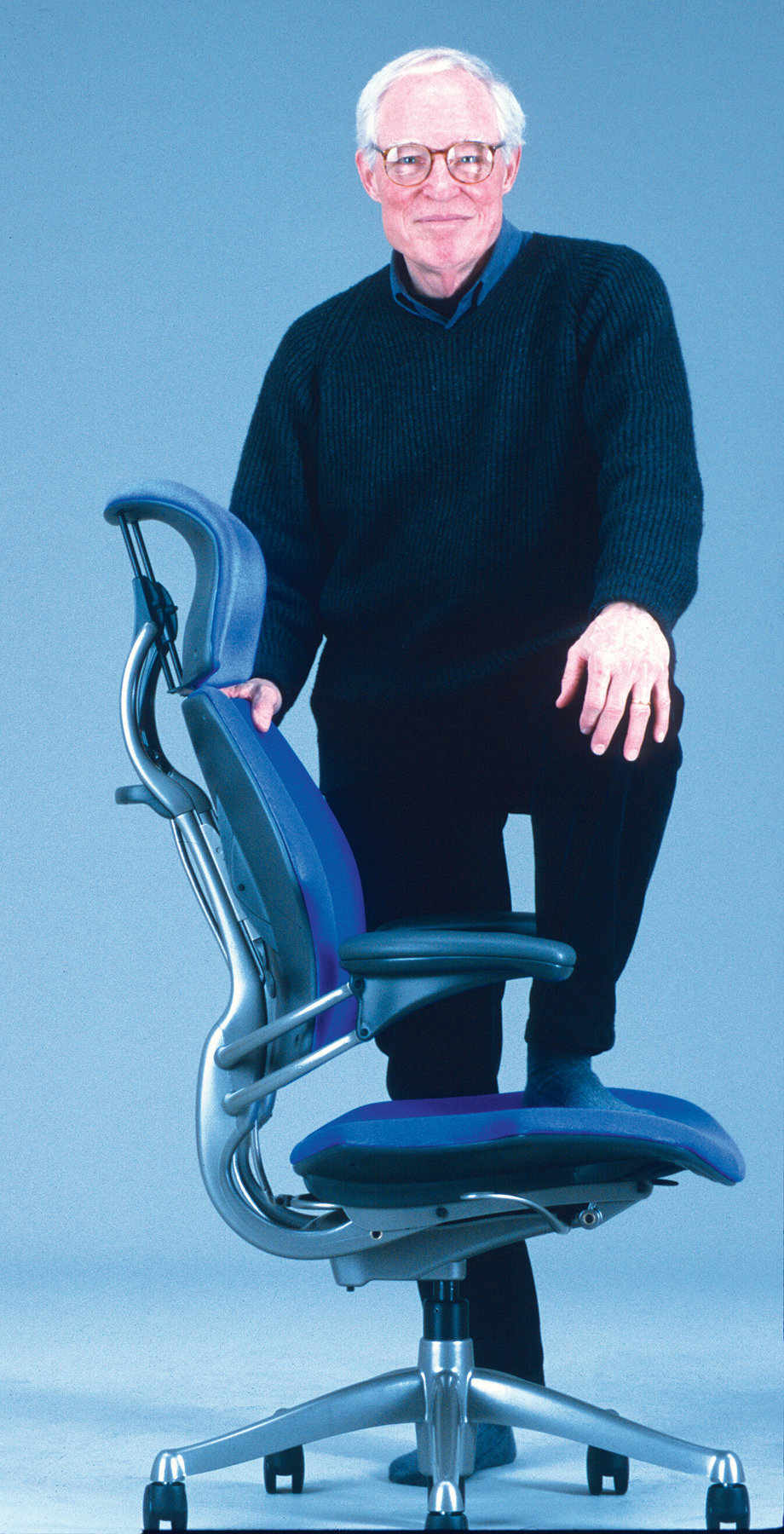 Humanscale Celebrates 20 Years of Its Iconic Freedom Chair - officeinsight
