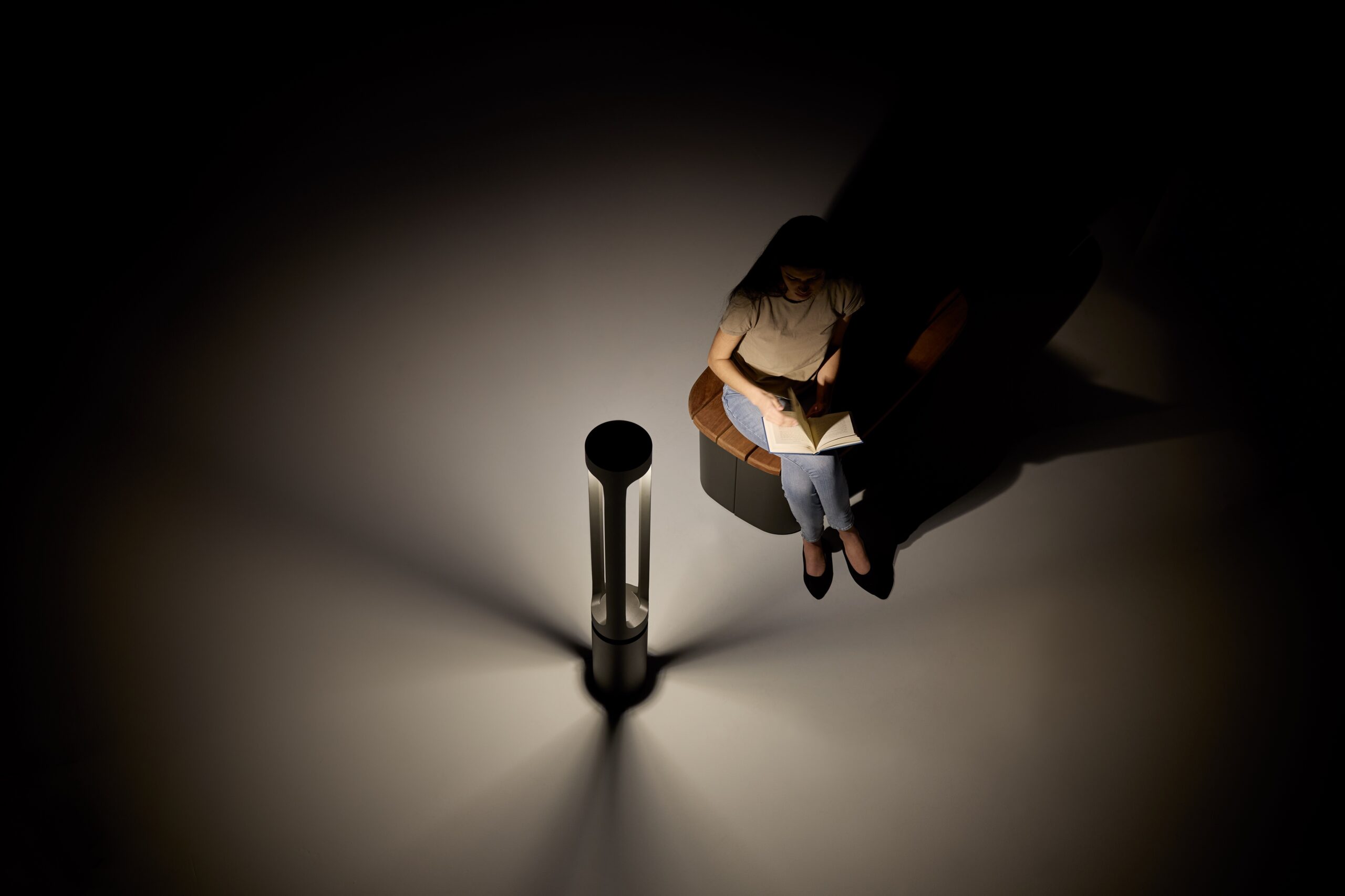 Landscape Forms Introduces the Outline Family of Urban Lighting ...