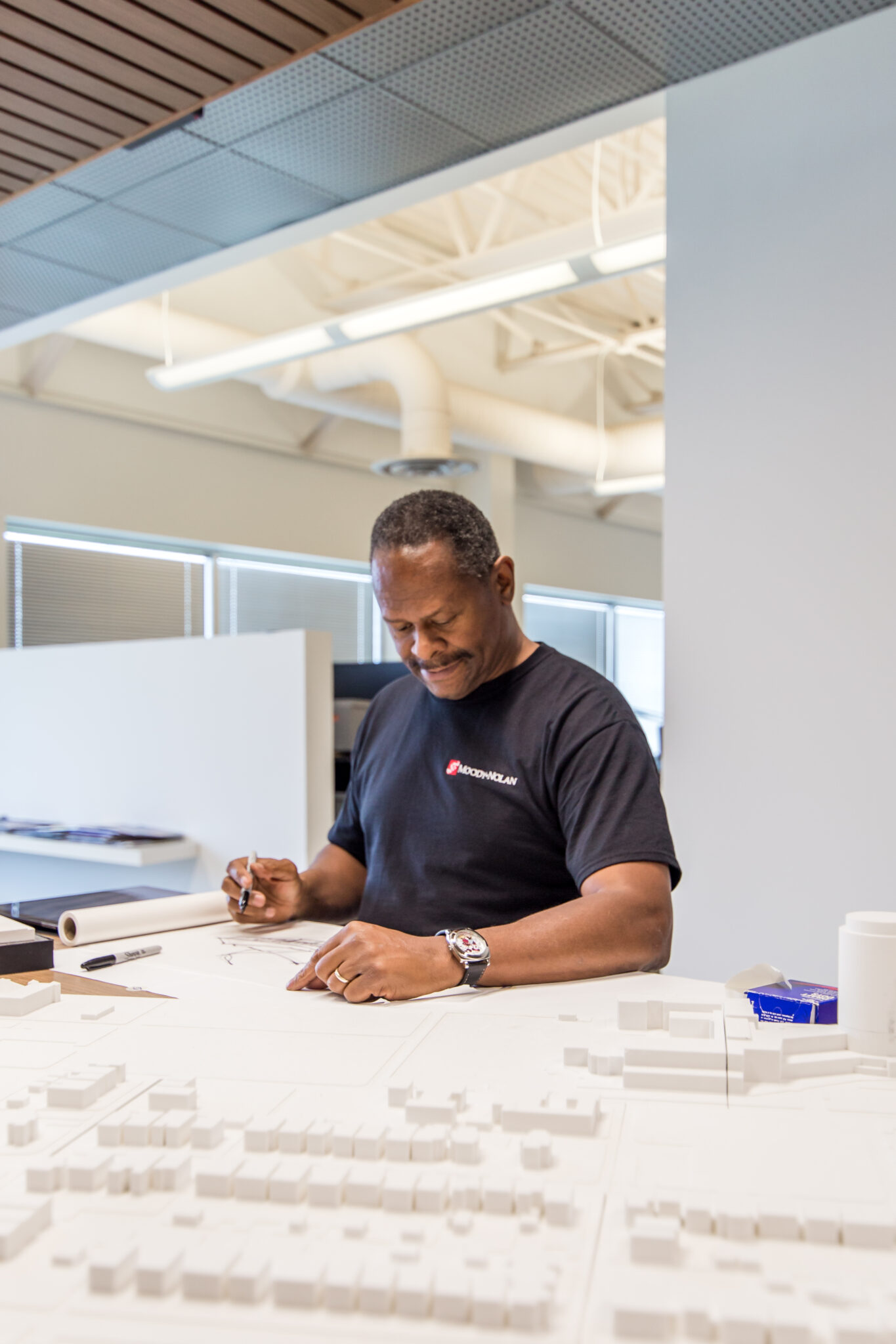 Curt Moody, Pioneering Architect and Founder of Moody Nolan, Passes ...